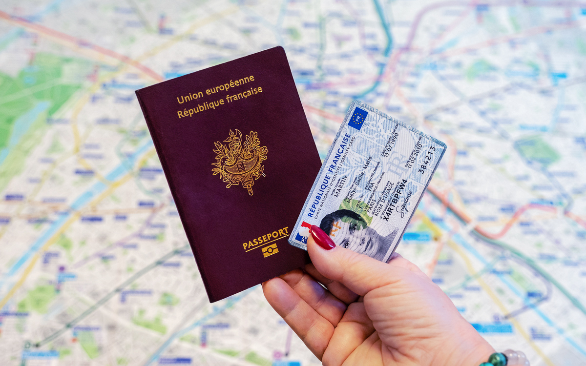 Carte nationale d'identité - Passeport - Ville de Sedan